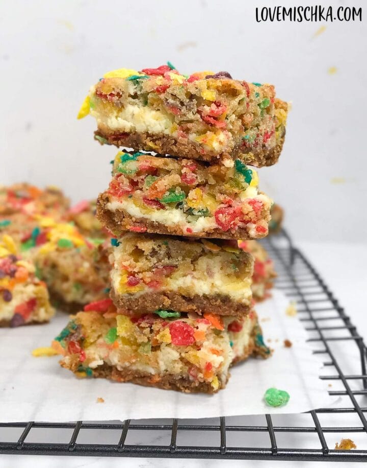 Fruity Pebbles Bar Recipe - Easy, Fun, & Unique - Love Mischka