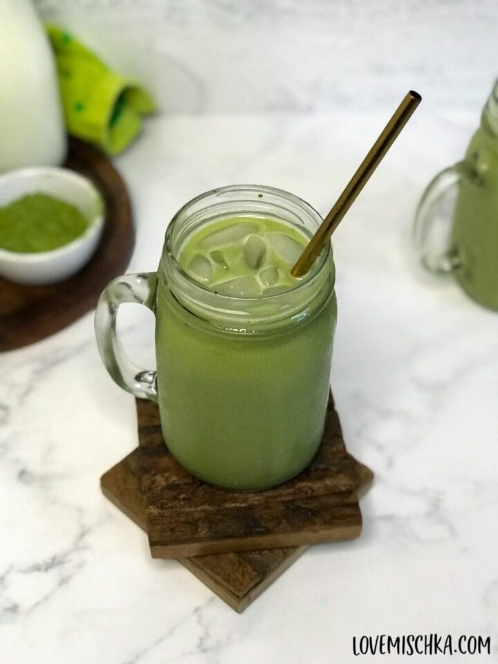 Iced Matcha Latte Recipe Oat Milk {Easy 3-Minute Recipe} - Love Mischka