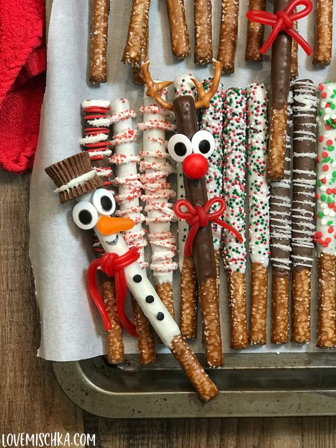 Christmas Pretzel Rods Recipe - Love Mischka